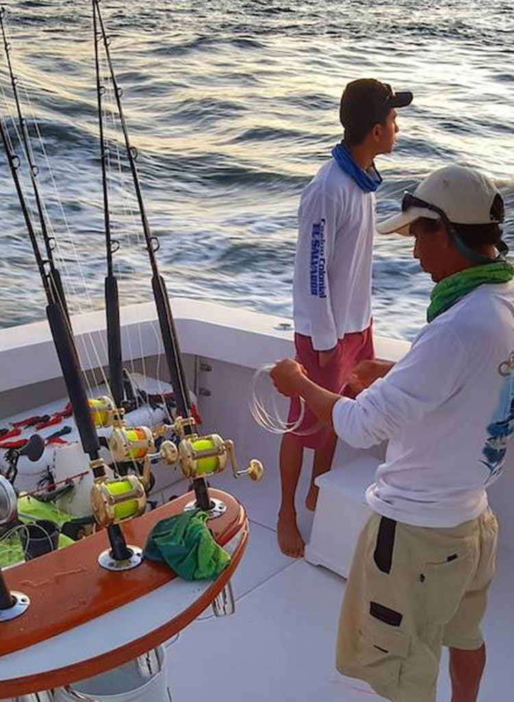 Offshore Fishing Video Lessons | How to Catch Big Game | In The Spread