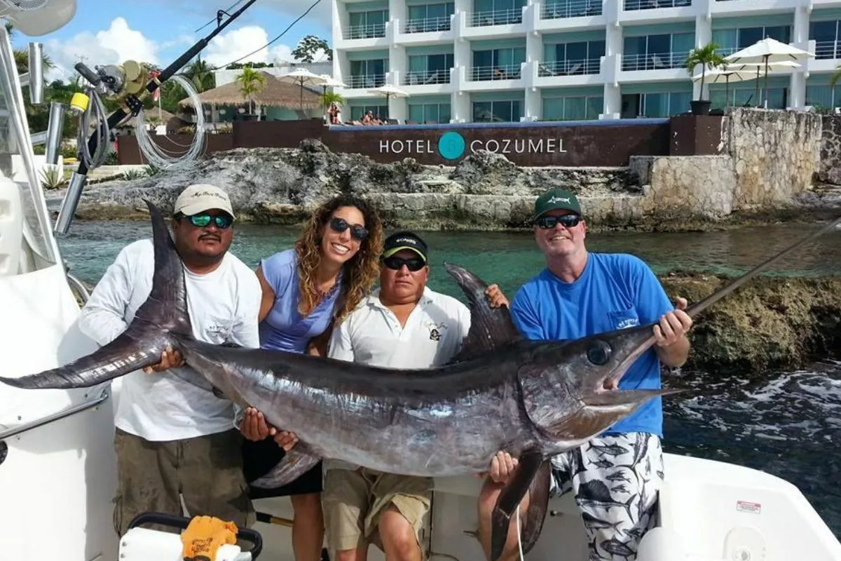 How to Catch Swordfish During the Day | Expert Tactics | In The Spread